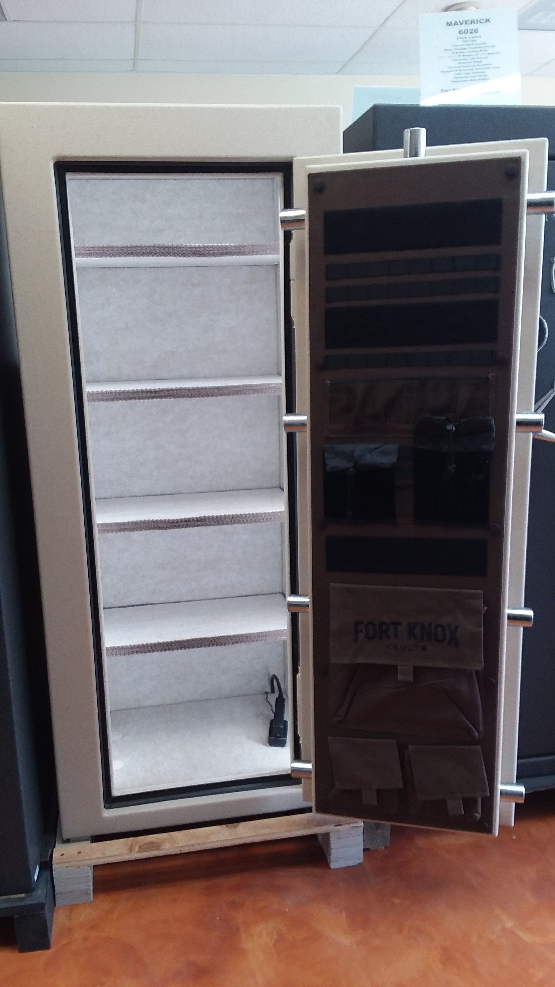 Uni-Body Vaults | Defender Series Vaults | Merrillville, IN