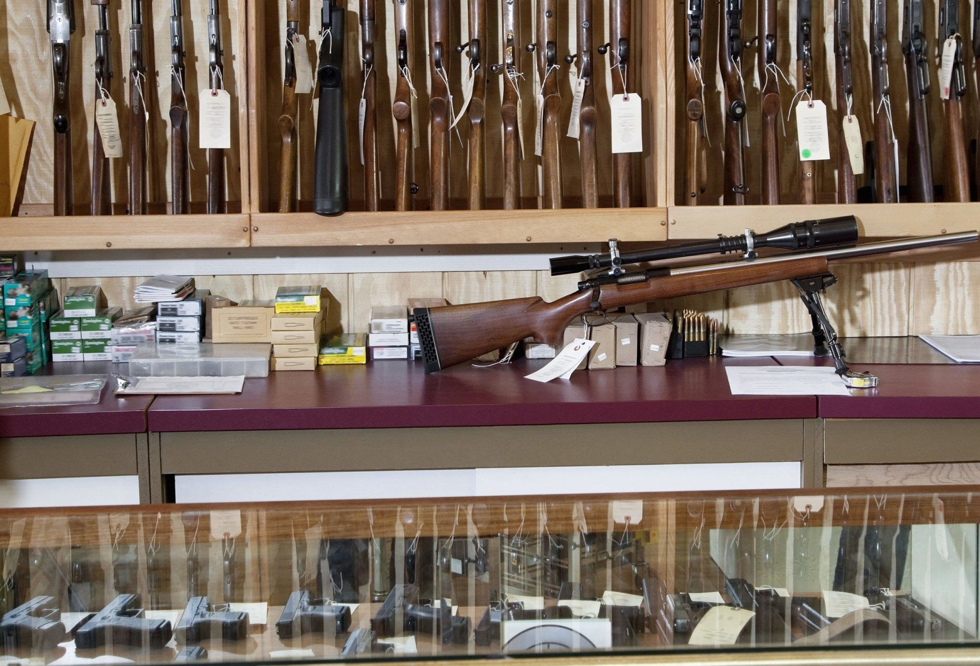 Gun Shop Philadelphia PA, Newark DE | Gun Rental