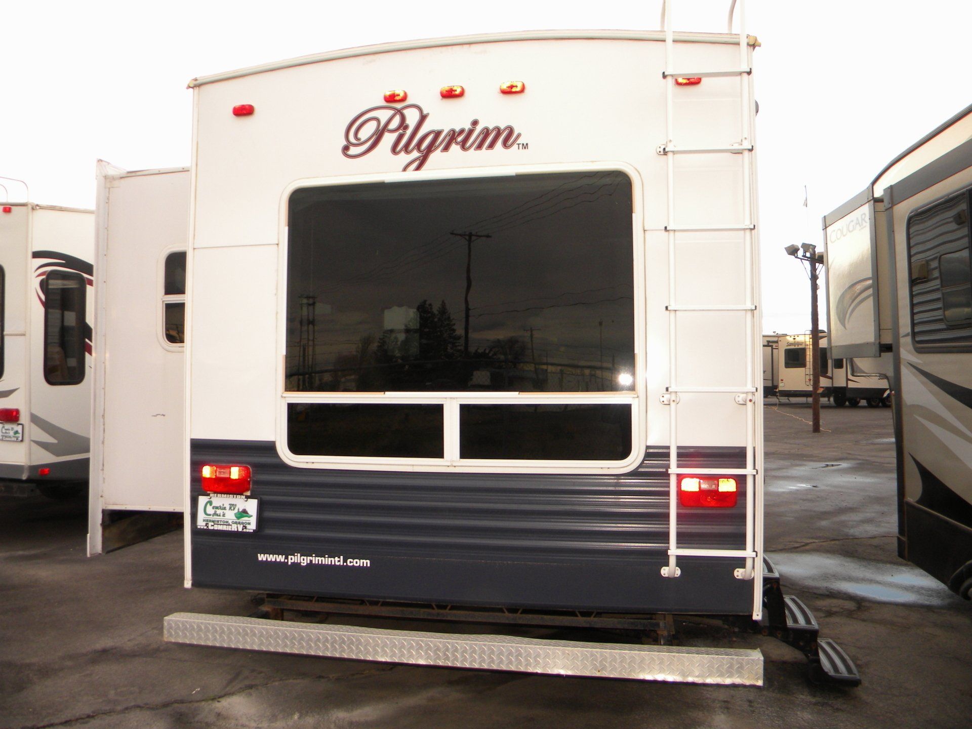 Comrie RV | RV Used| RV Clearance| Fifth Wheel Trailers | Fifth Wheel ...