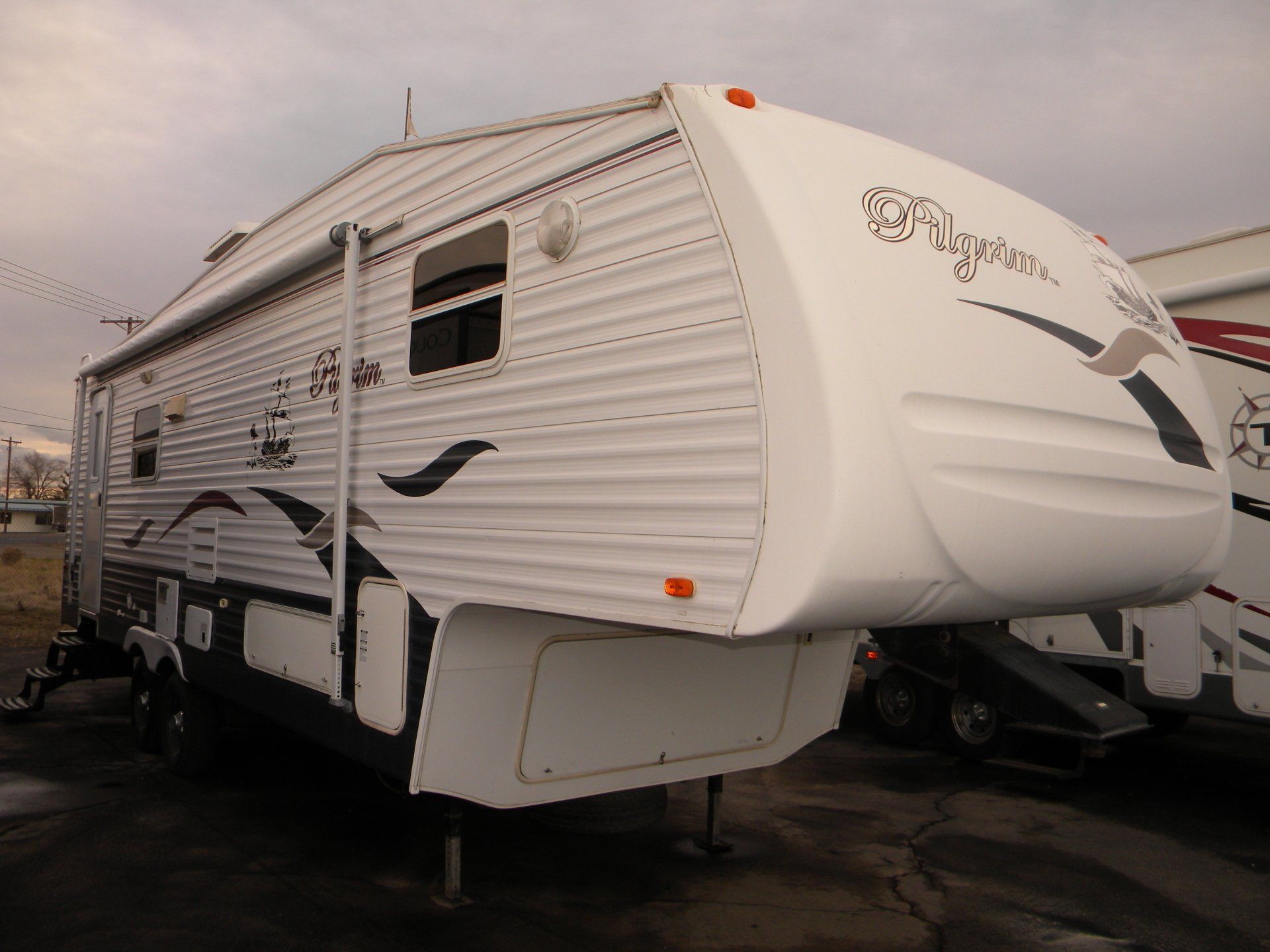 Comrie RV | RV Used| RV Clearance| Fifth Wheel Trailers | Fifth Wheel ...