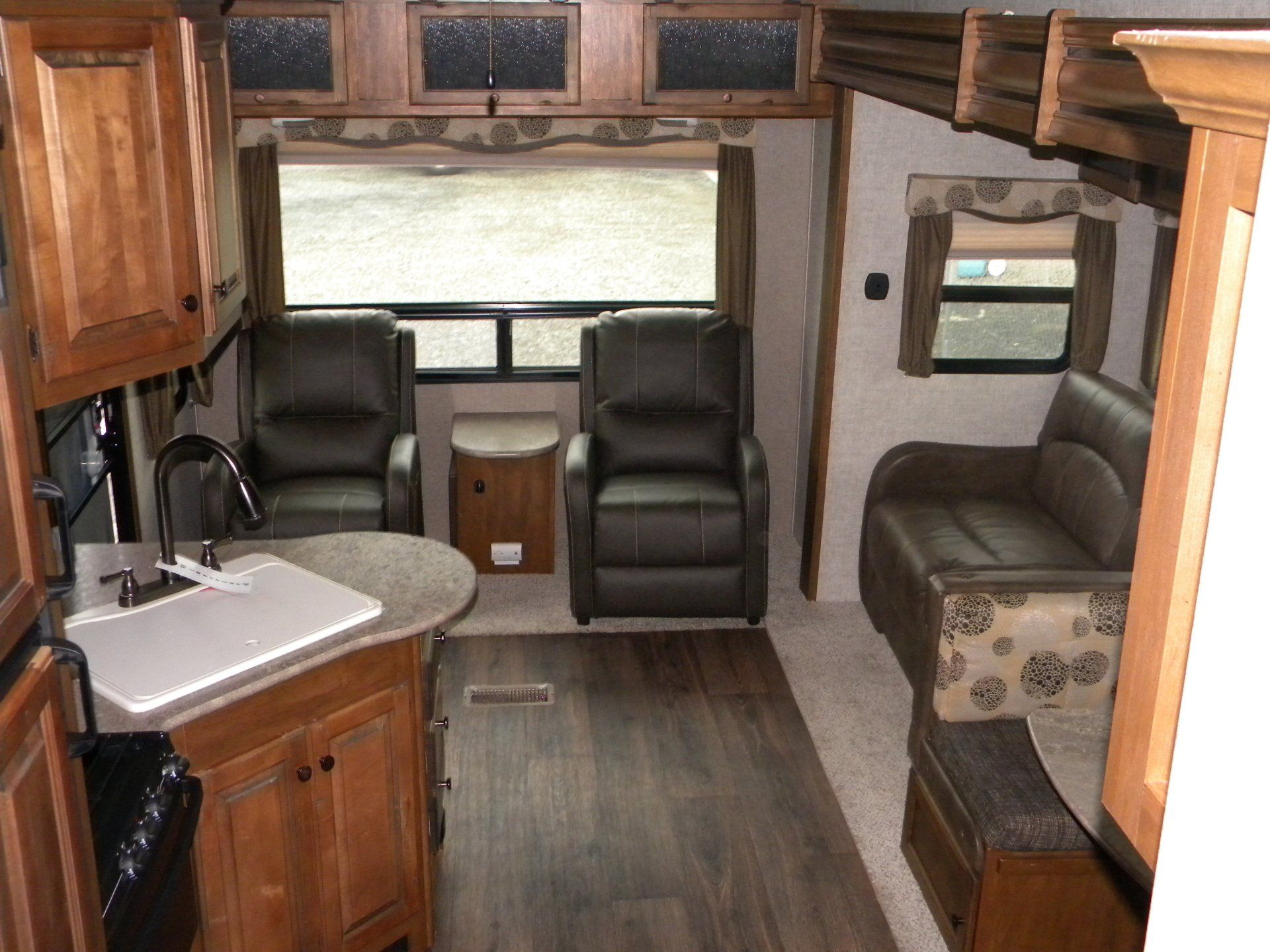 Comrie RV | RV Used| RV Clearance| Fifth Wheel Trailers | Fifth Wheel ...