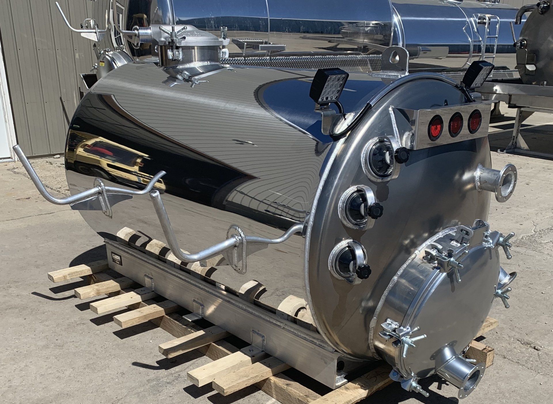 Slide-In Tanks | Tank Builders | Sullivan, IL